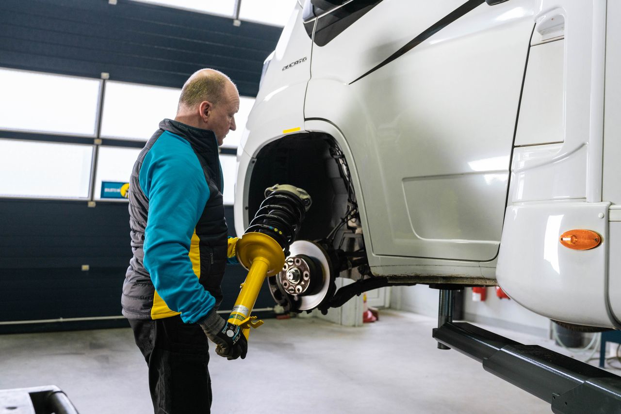 Noticeably greater safety and comfort: innovative shock absorber ...